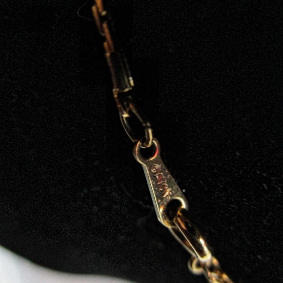 Avon | Jewelry | Avon Gold Necklace With Pendant | Poshmark